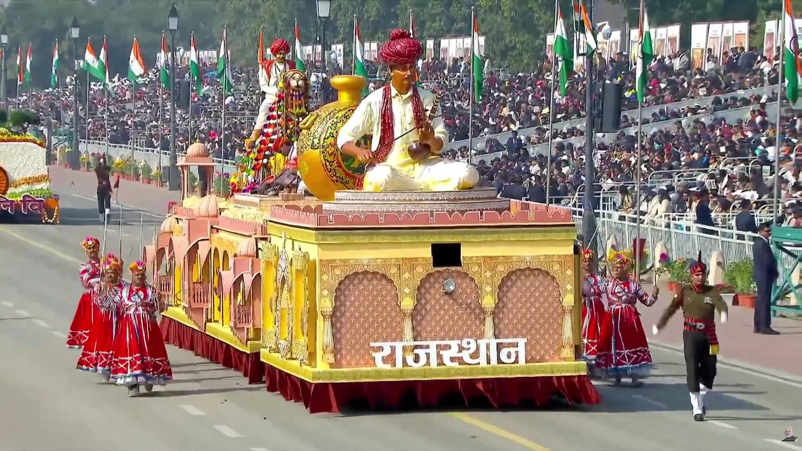 गणतंत्र दिवस 2026: राजस्थान की झांकी में दिखी 'उस्ता कला' और 'रावणहत्था ...
